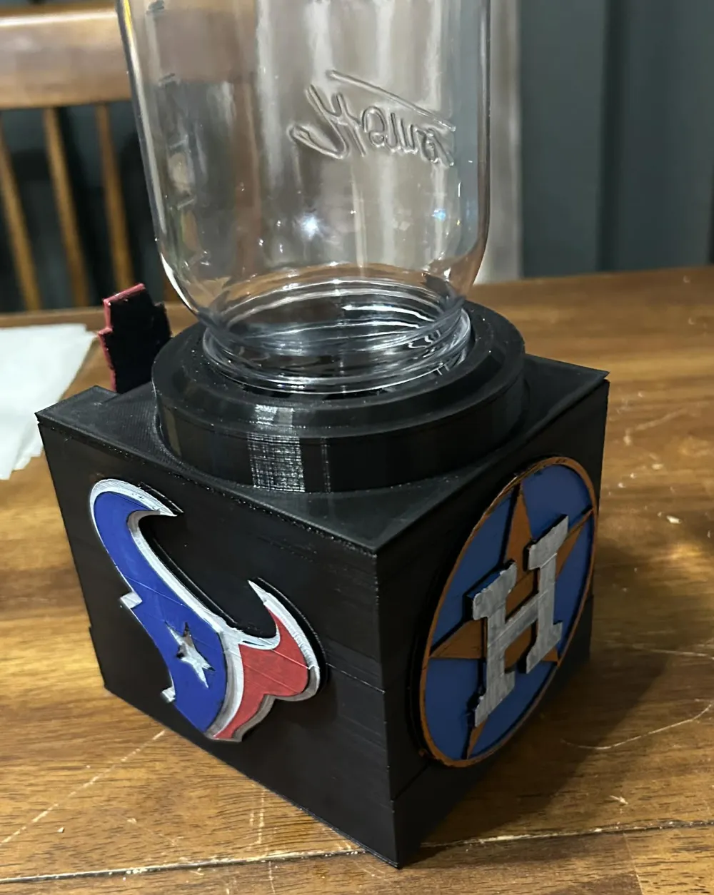 houston teams candy machine - Free 3D Print Model - MakerWorld