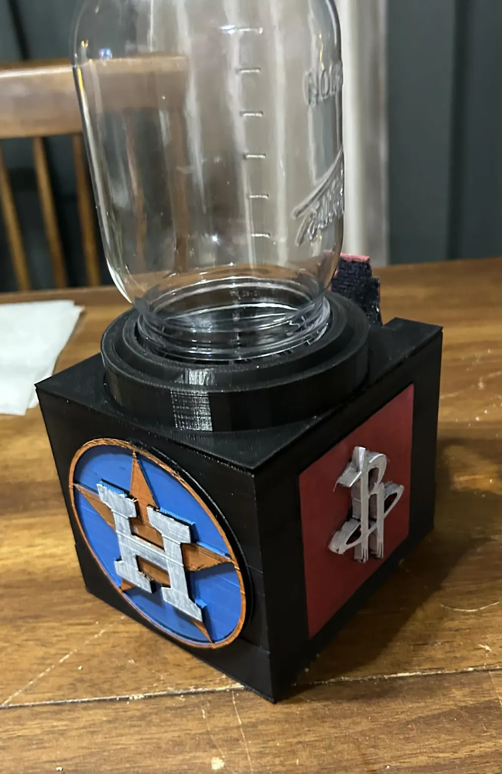 houston teams candy machine - Free 3D Print Model - MakerWorld