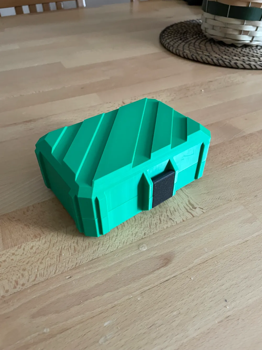 Military style box by Niko MakerWorld: Download Free 3D Models