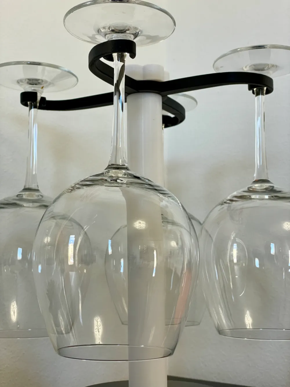 Calic wine holder support by Ivan - MakerWorld