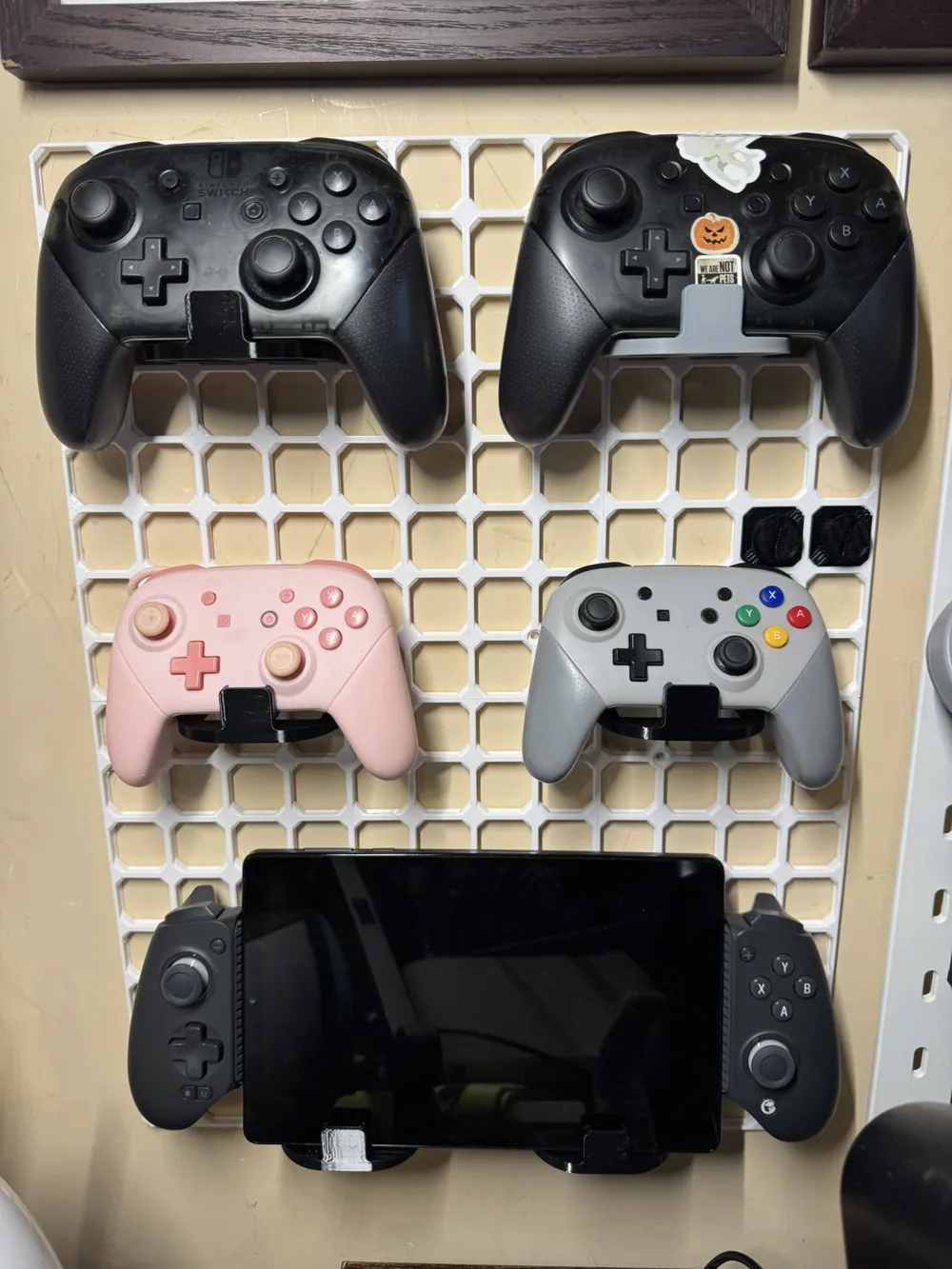 Multiconnect Universal Controller Mount openGrid - Free 3D Print Model ...
