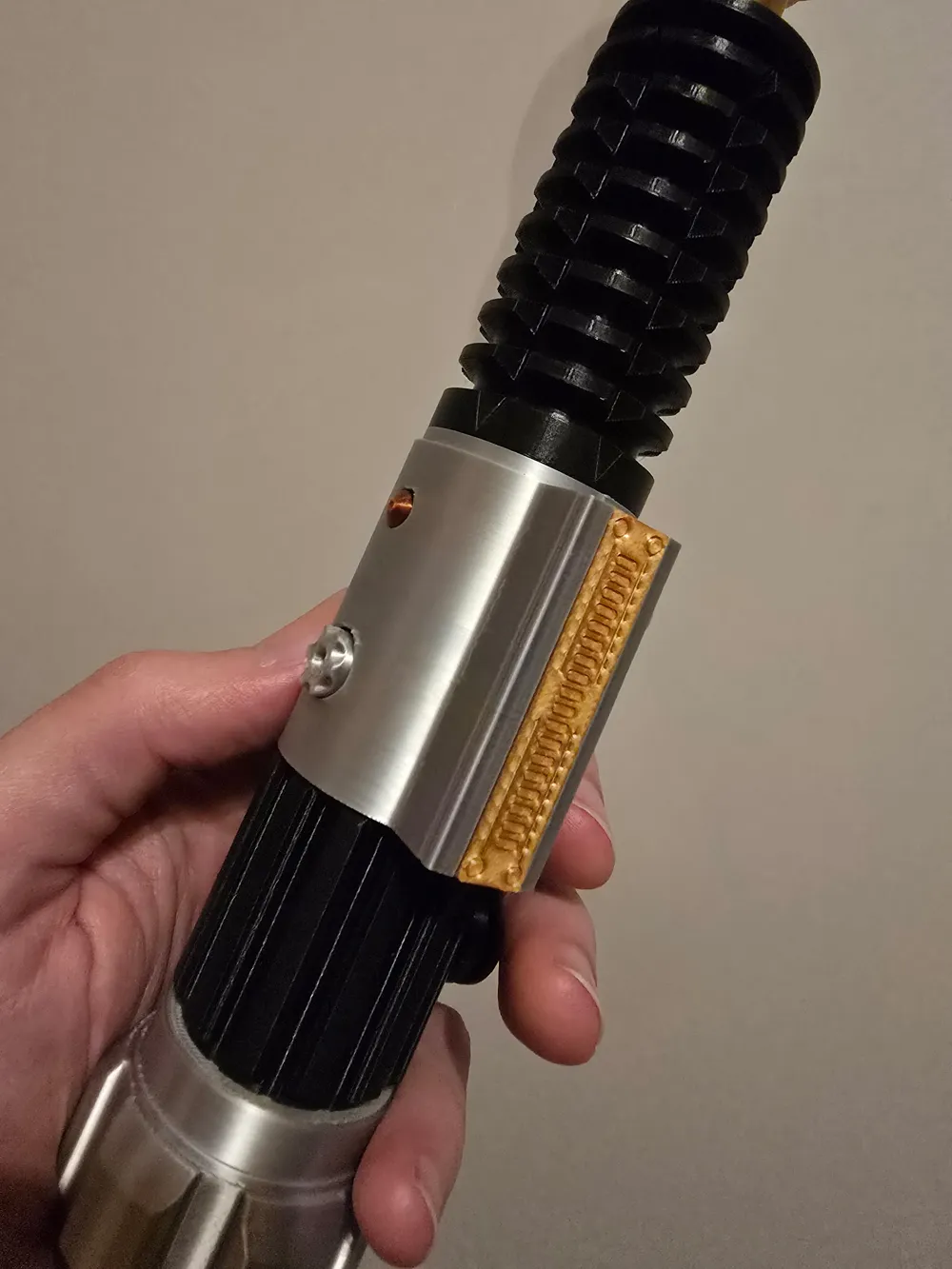 Obi-Wan Kenobi Lightsaber Hilt, Episode III - Free 3D Print Model ...