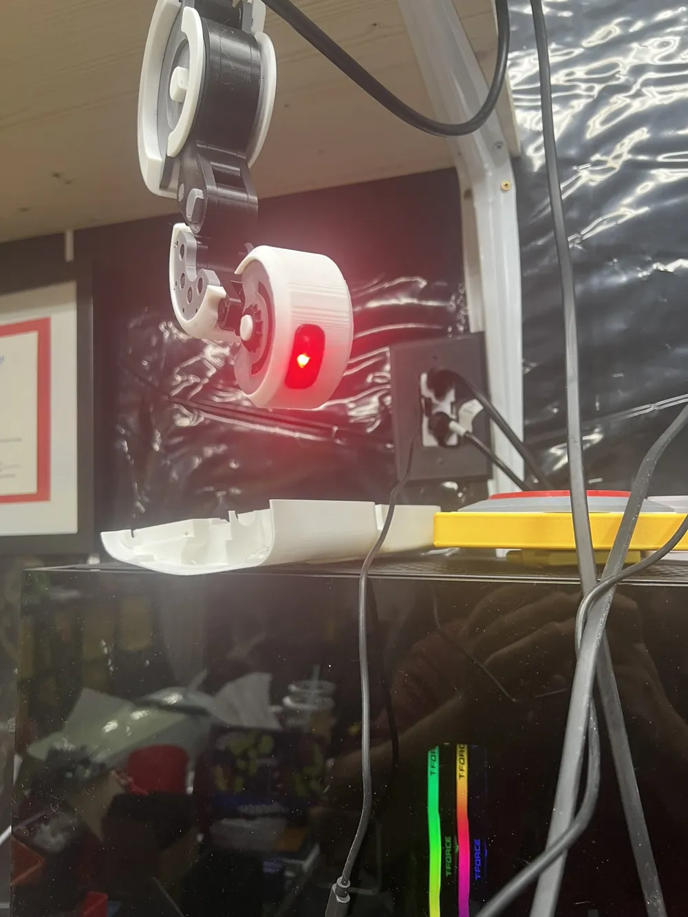 GLaDOS - Compañera de Estantería - Modelo de impresión 3D gratuito ...