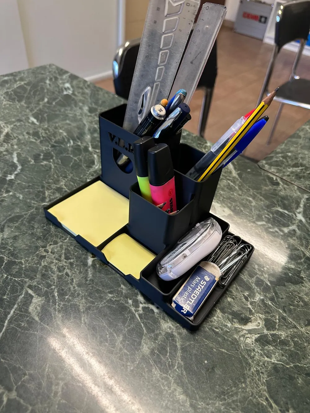 Desk Organizer – Pen Holder & Post-it Stand - Free 3D Print Model ...