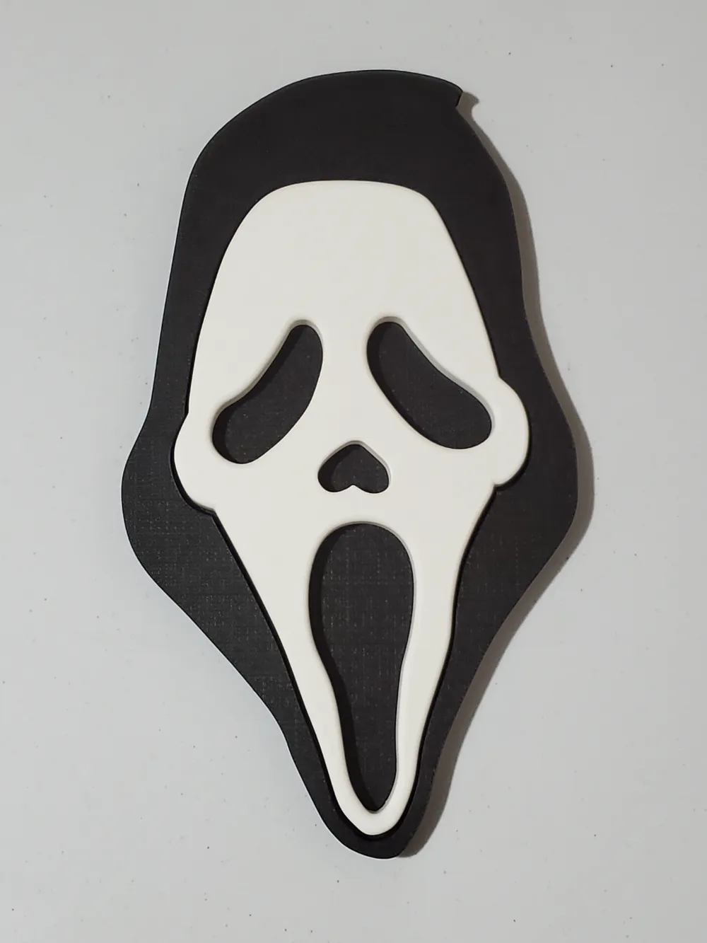Ghostface Display by Ahkikiw3D MakerWorld: Download Free 3D Models