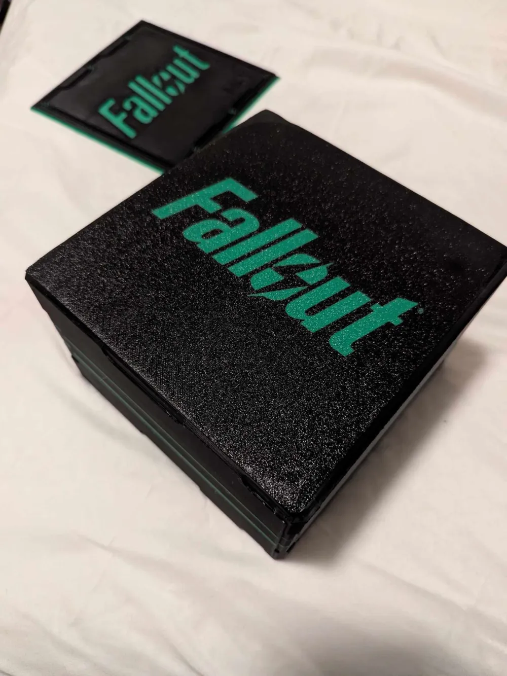 Fall out MTG Card Box for the A1 mini by zendoutsu MakerWorld: Download ...