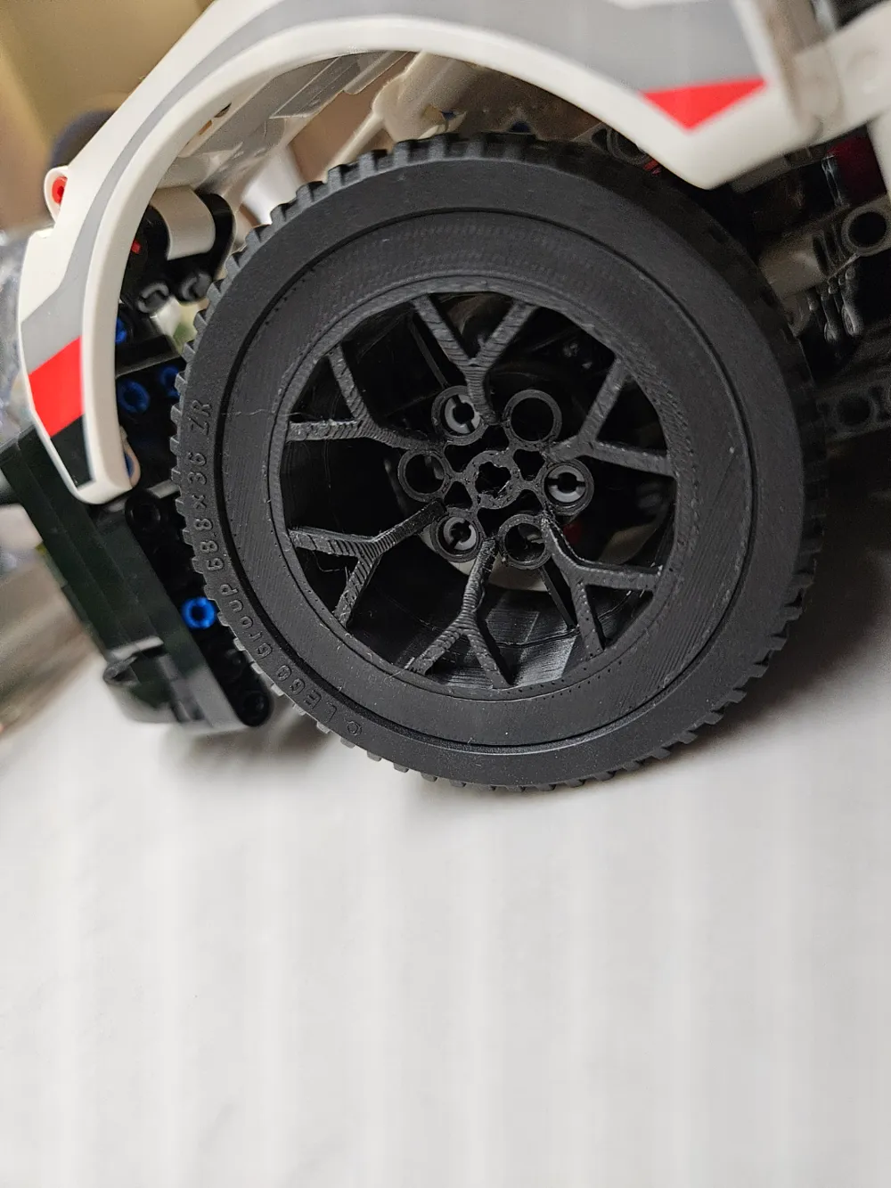 Technic Porsche 911 RSR Bespoke Wheels by Moosey - MakerWorld