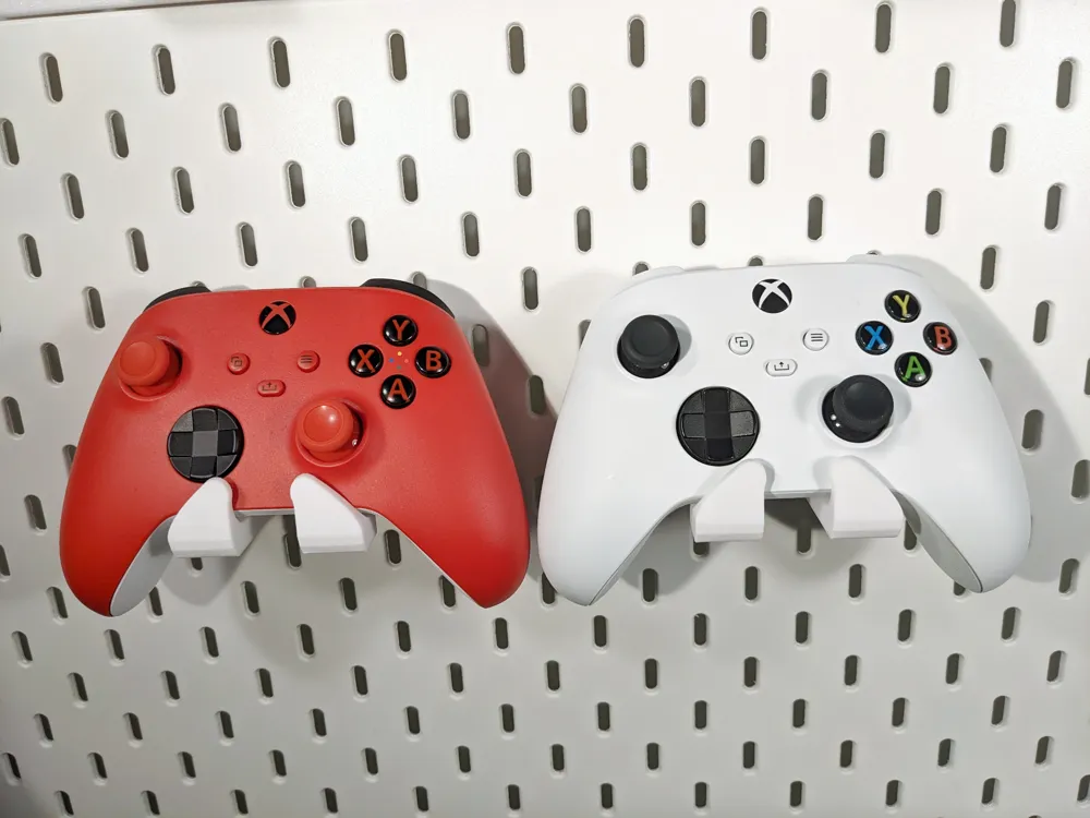 Skadis Xbox controller holder by zomb MakerWorld: Download Free 3D Models