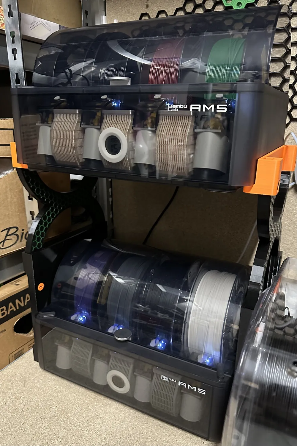 Screwable tighter Bambu Lab AMS stackable stand Remixed by Fredster ...