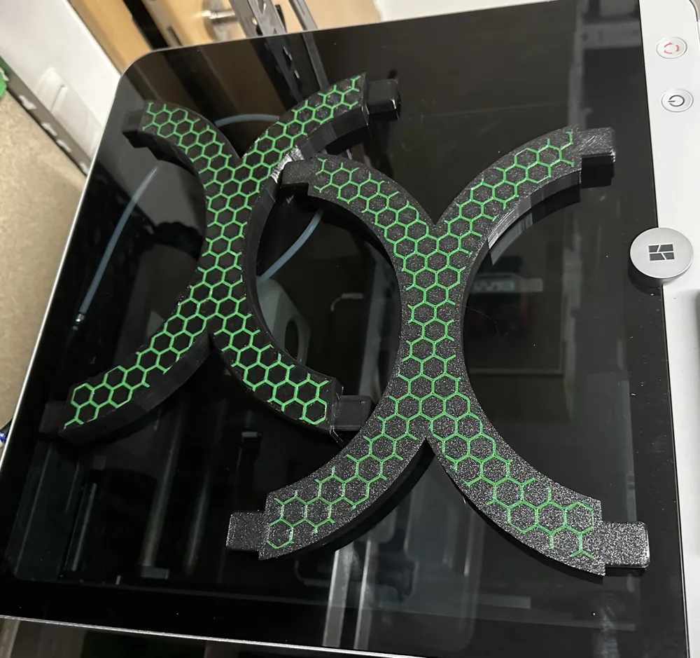 Screwable tighter Bambu Lab AMS stackable stand Remixed by Fredster ...