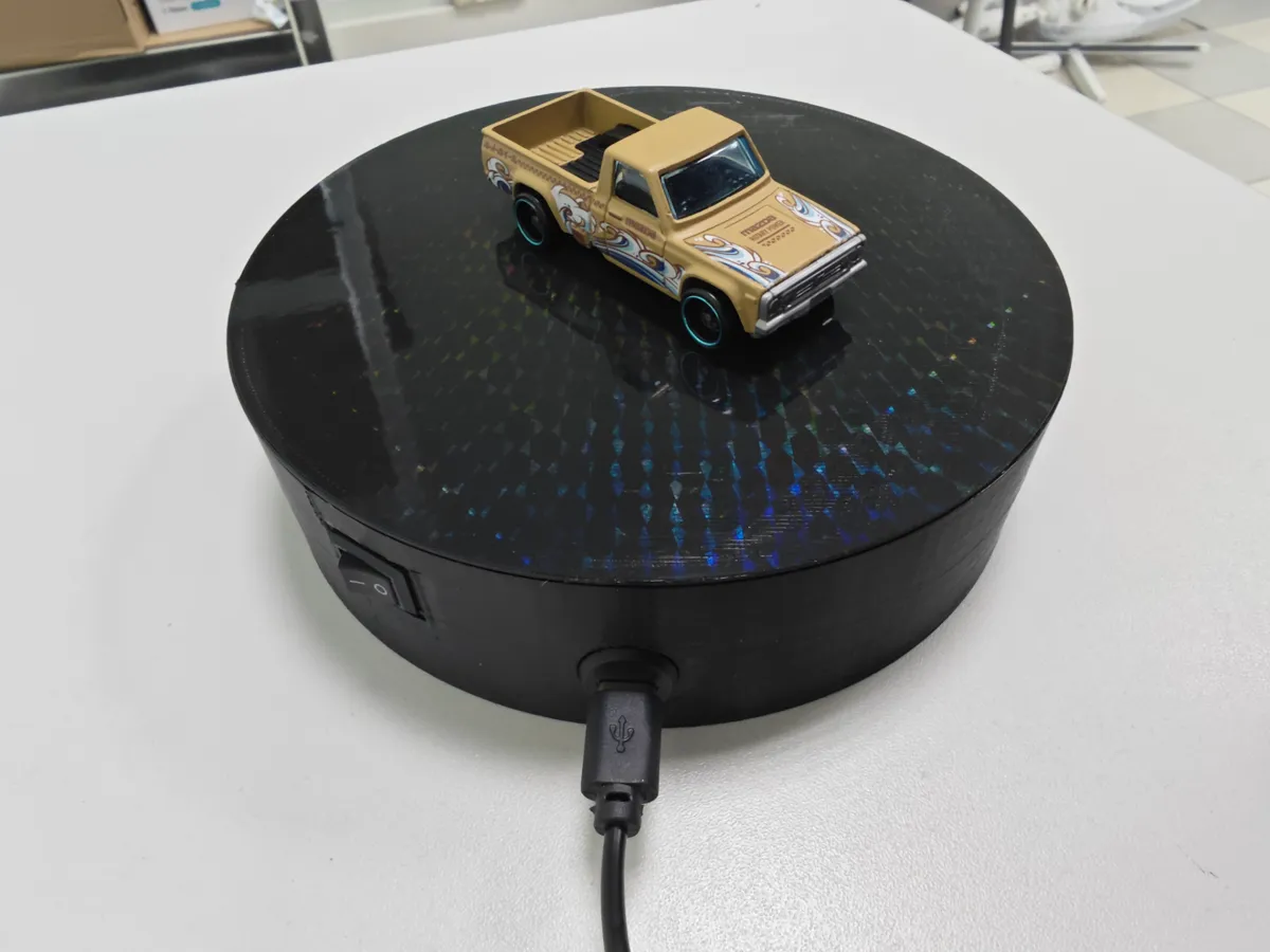 Rotating Display Table - Free 3D Print Model - MakerWorld