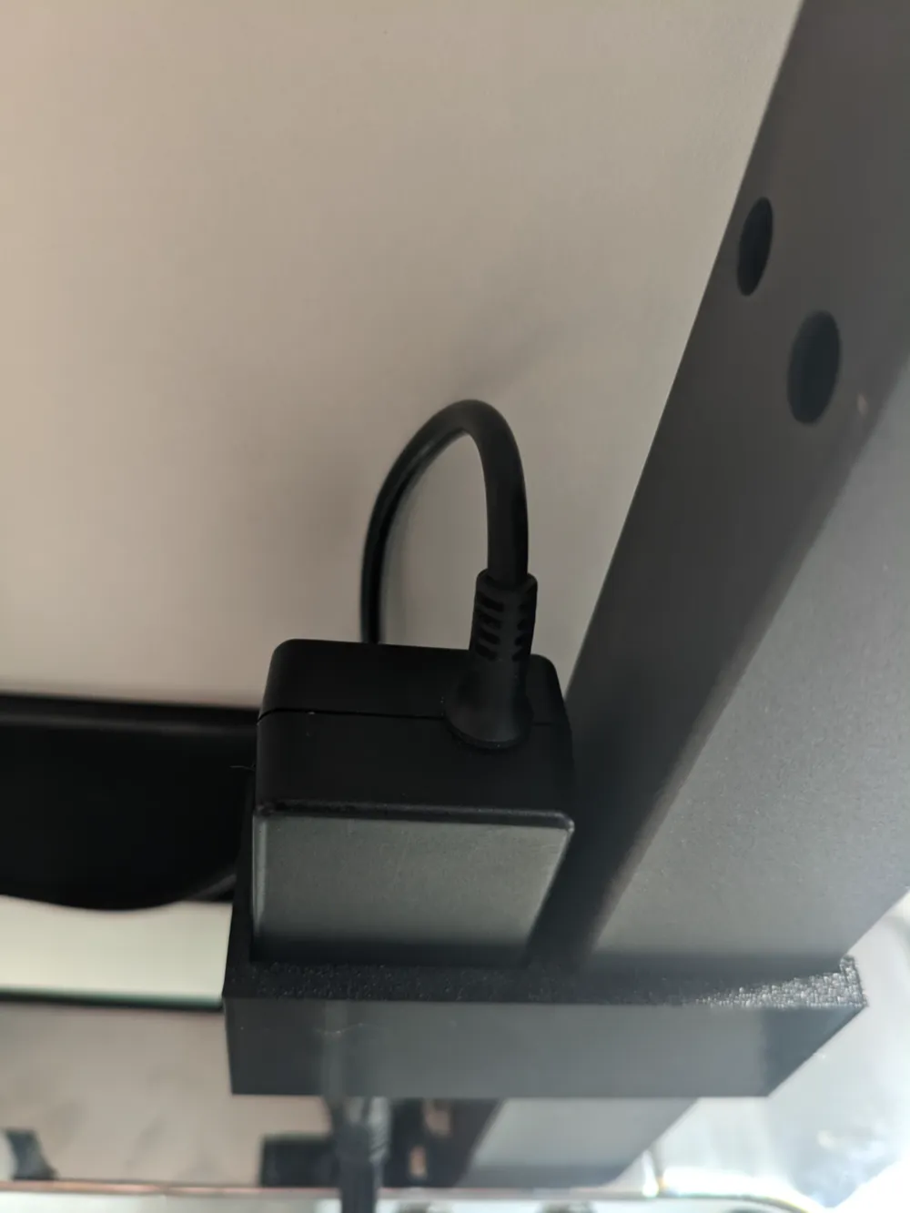 40mm PTR Under Desk HP 45W Power Brick Bracket by royeiror - MakerWorld