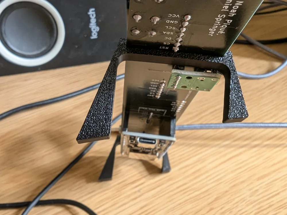 Info Orbs - Simple angled centre support by eminentspoon - MakerWorld