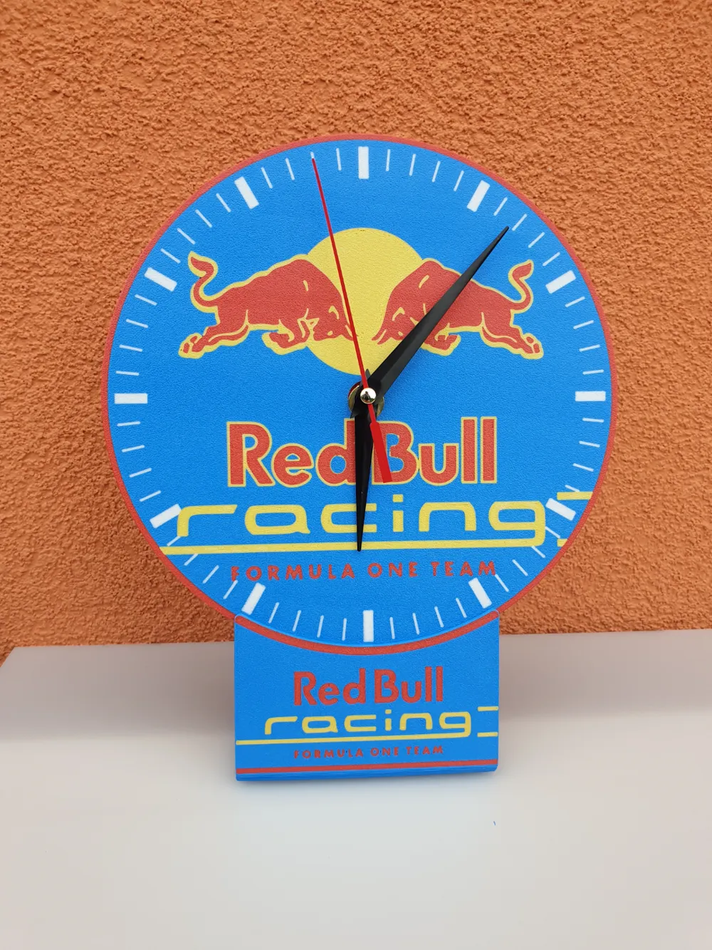 Red Bull F1 clock, on the wall or on the table by Jendapce - MakerWorld