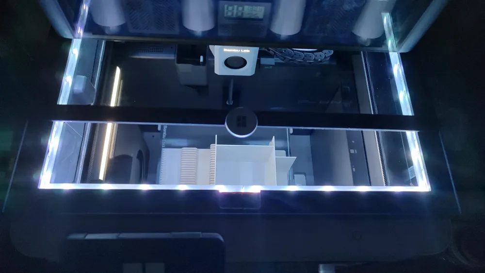 "Slide & open" led lid frame for Bambu printers Remixed by Smith82_ITA ...