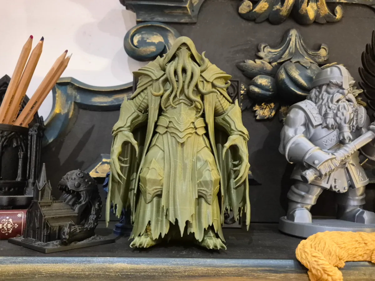 Lovecraftian Monster - Cthulhu priest - Free 3D Print Model - MakerWorld