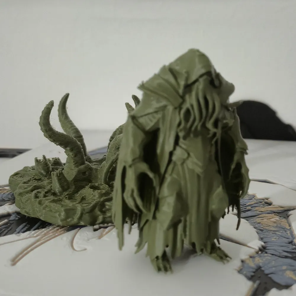 Lovecraftian Monster - Cthulhu priest - Free 3D Print Model - MakerWorld