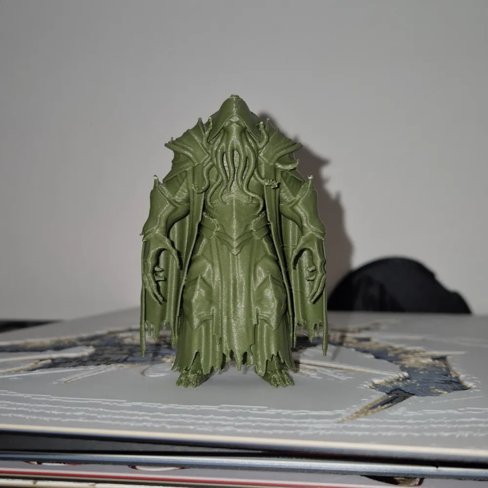 Lovecraftian Monster - Cthulhu priest - Free 3D Print Model - MakerWorld