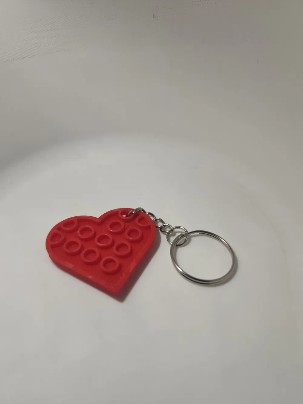 Legos style heart keychain - Free 3D Print Model - MakerWorld
