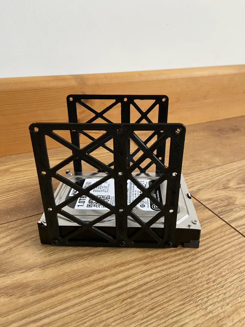 3.5 Inch HDD Caddy / Rack - Free 3D Print Model - MakerWorld
