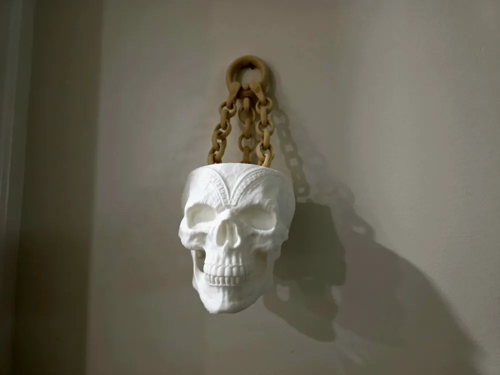 Hanging Skull Planter - Free 3D Print Model - MakerWorld