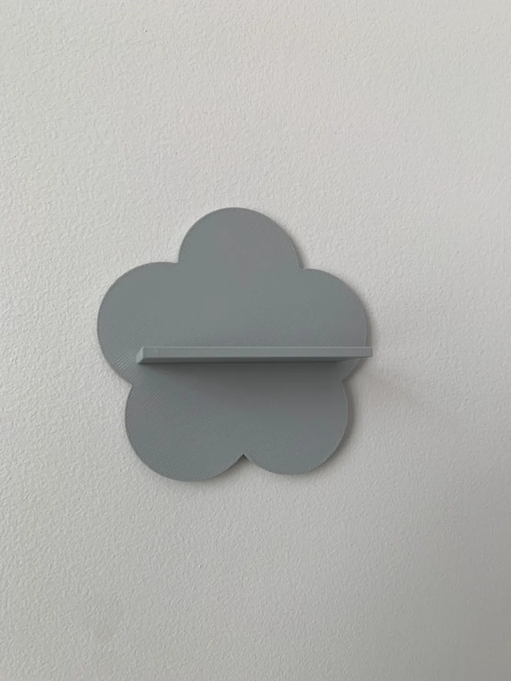 Small Flower Shaped Shelf - Free 3D Print Model - MakerWorld