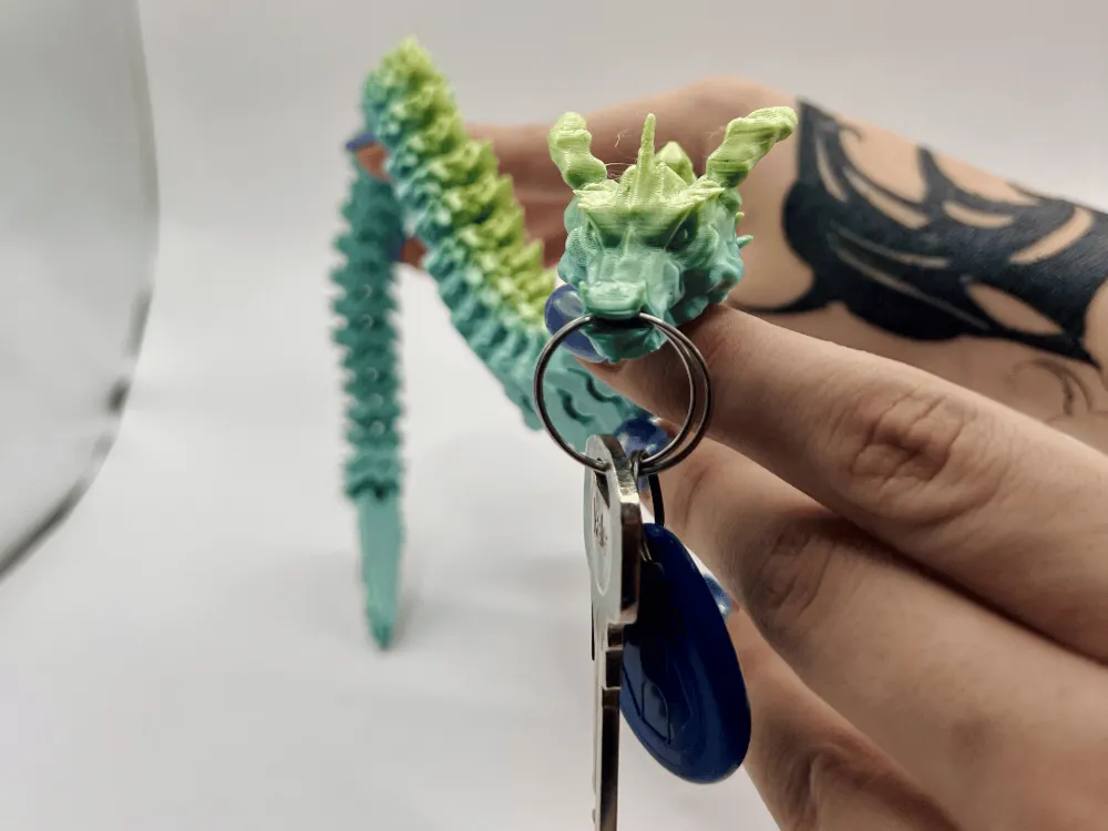 Crystallized Articulated Flexi Keychain Dragon by ACSPARK3D MakerWorld ...