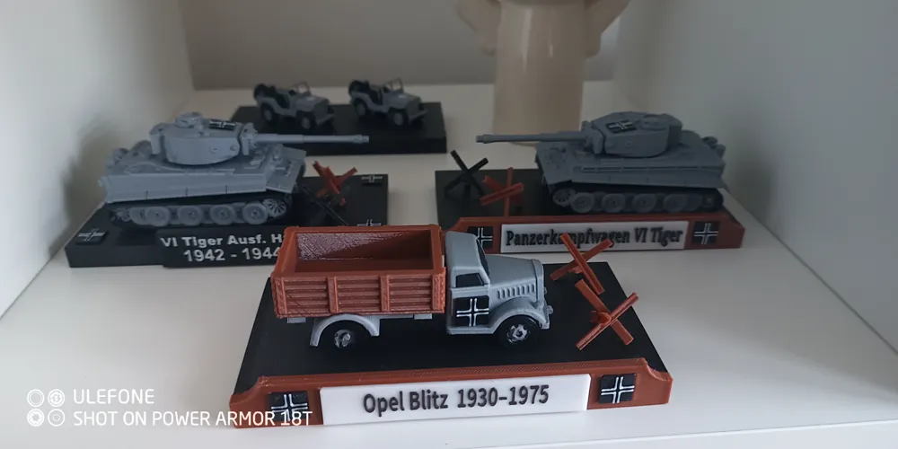 1:72 Scale Display Base for Vehicles and Tanks by AloisCZ - MakerWorld