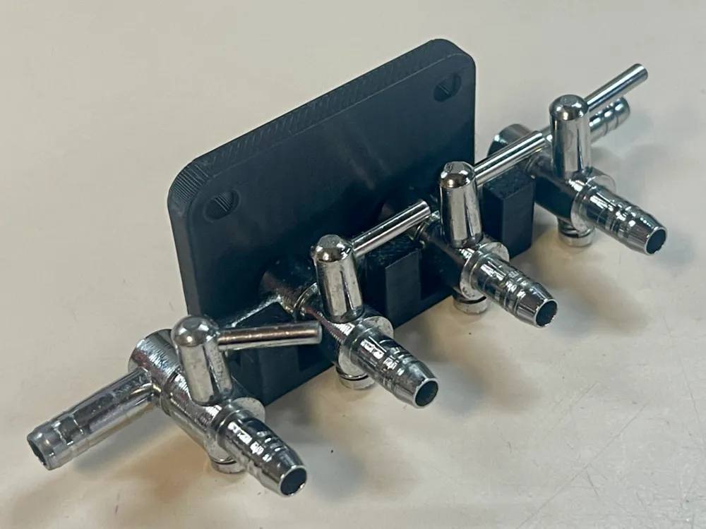 Bracket: AquariumCoop 4 Gang Air Valve - faces out - Free 3D Print ...