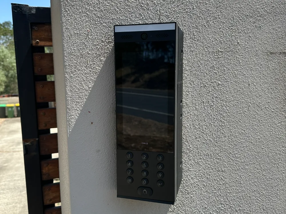 Ubiquiti Unifi Intercom Angled Mount - Free 3D Print Model - MakerWorld