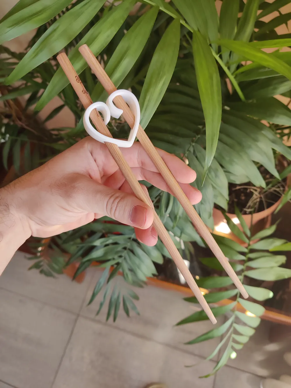 Chopstick Helper by Tunamy MakerWorld: Download Free 3D Models