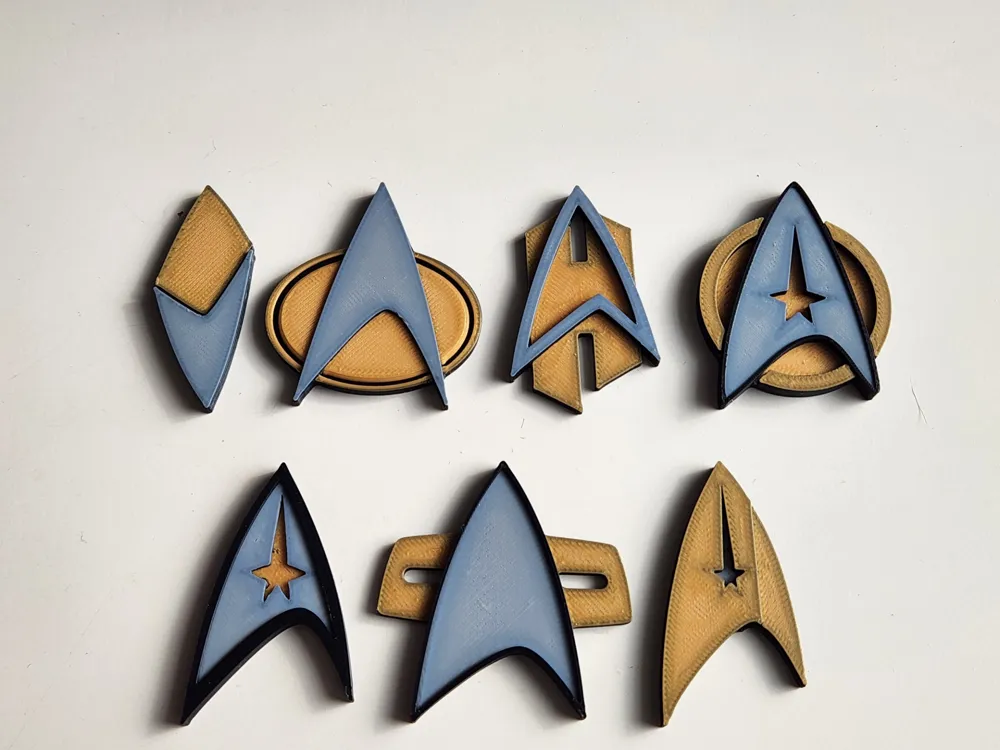 Star Trek Combadge Set - Simple Lapel Pins Remixed by Snicklefritz ...