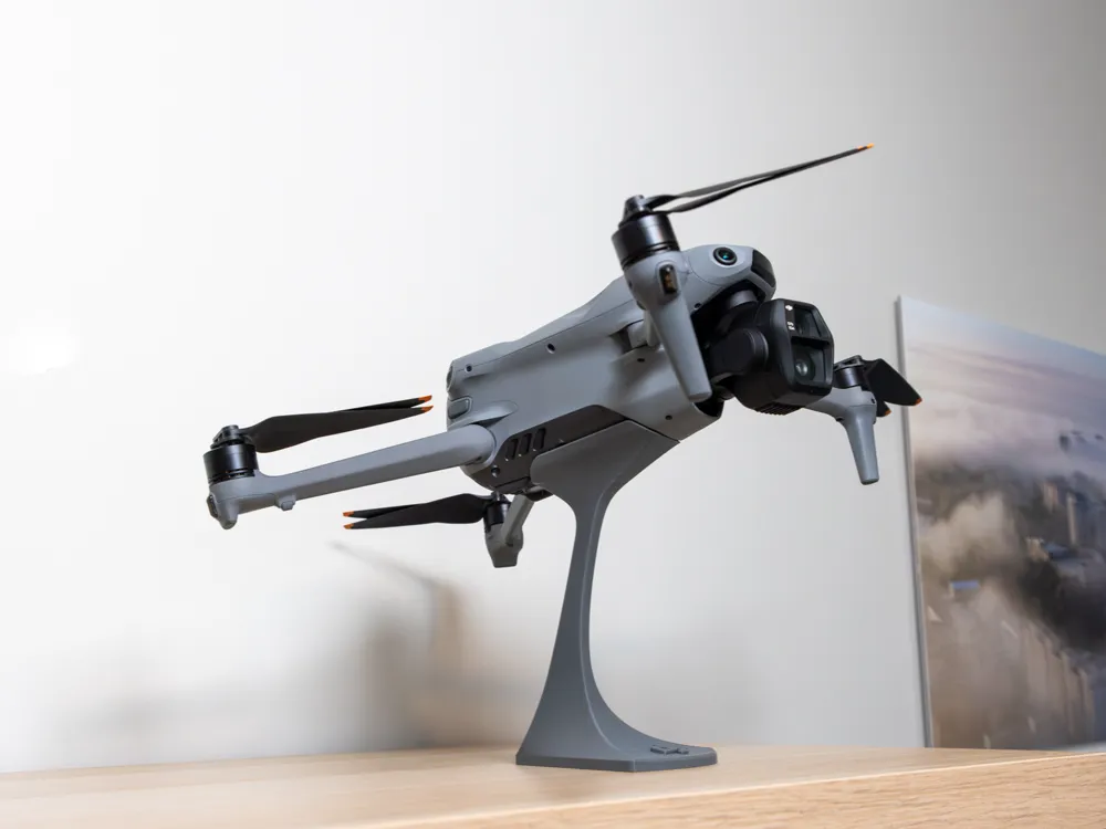 Dji Mavic Air 3 / 3s table stand by Igor.Klimov MakerWorld: Download ...