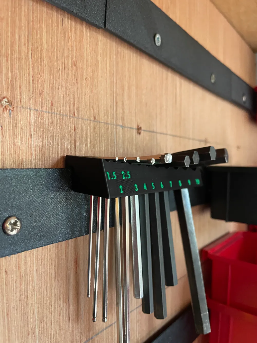 Modular wall tool organizers by Lucas Weug - MakerWorld