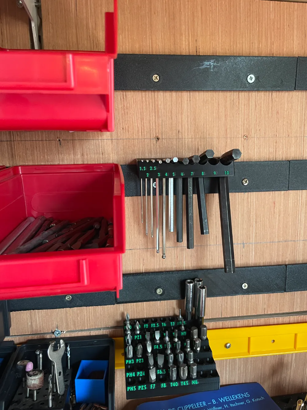 Modular wall tool organizers by Lucas Weug - MakerWorld