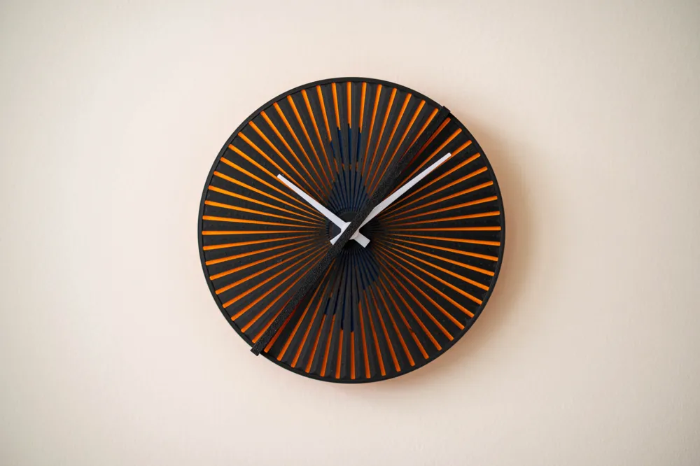 Human Walking Scanimation Clock Face - Free 3D Print Model - MakerWorld
