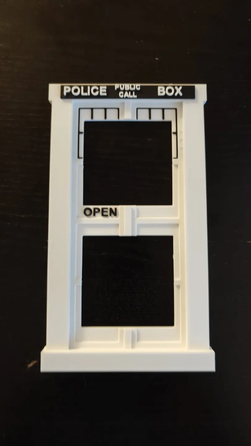 Tardis Light Switch by zwurtz182 - MakerWorld