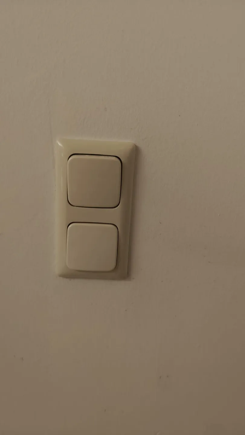 Tardis Light Switch by zwurtz182 - MakerWorld