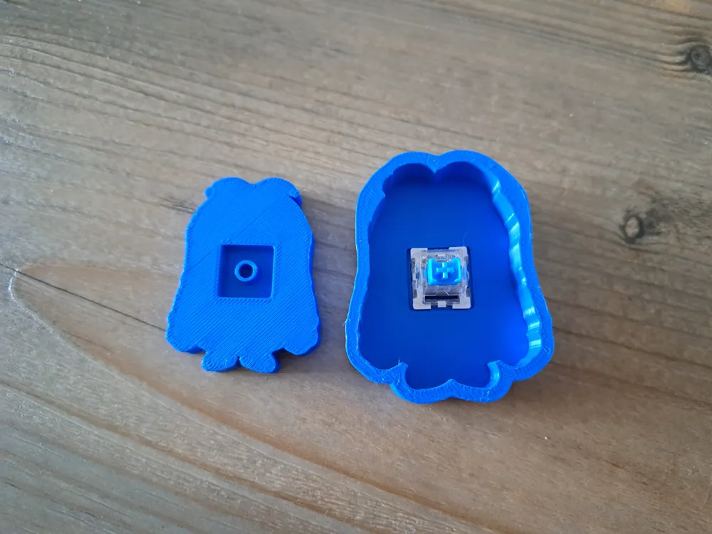 Minion fidget clicker keyboard switch by creachick3d MakerWorld ...