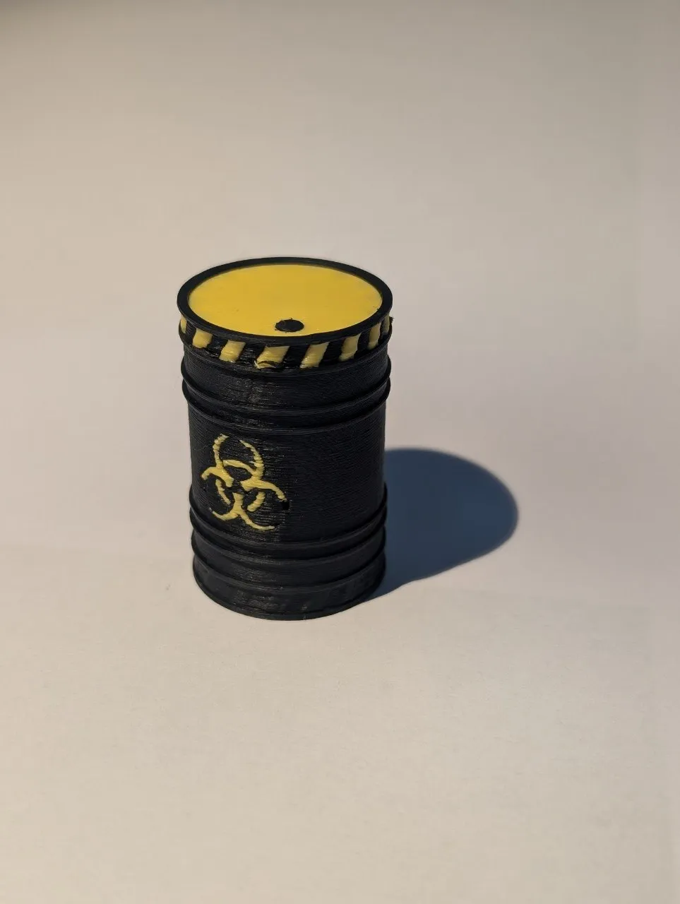 Toxic waste| Radioactive barrel, miniature 1:20 - Free 3D Print Model ...