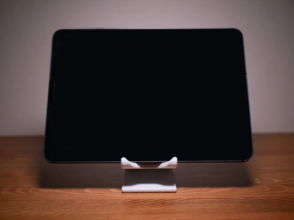 Sturdy Phone & Tablet Stand - Free 3D Print Model - MakerWorld