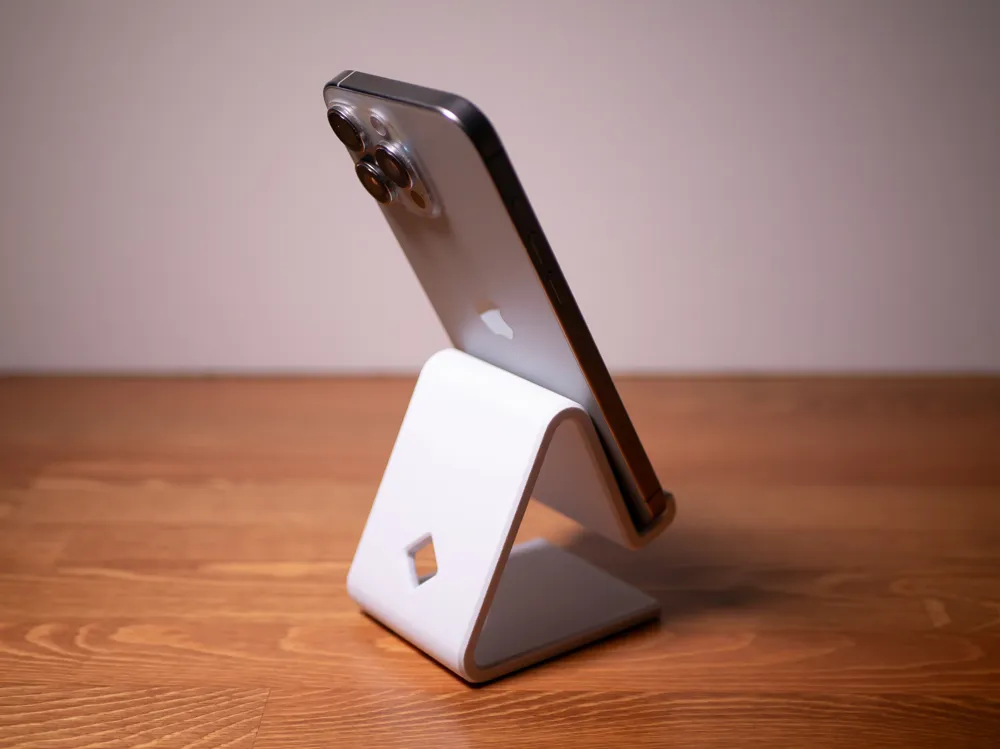 Sturdy Phone & Tablet Stand - Free 3D Print Model - MakerWorld