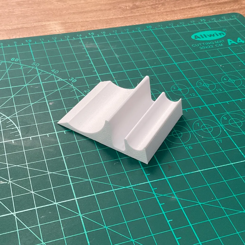 Wacom Intuos stand by MANOH - MakerWorld