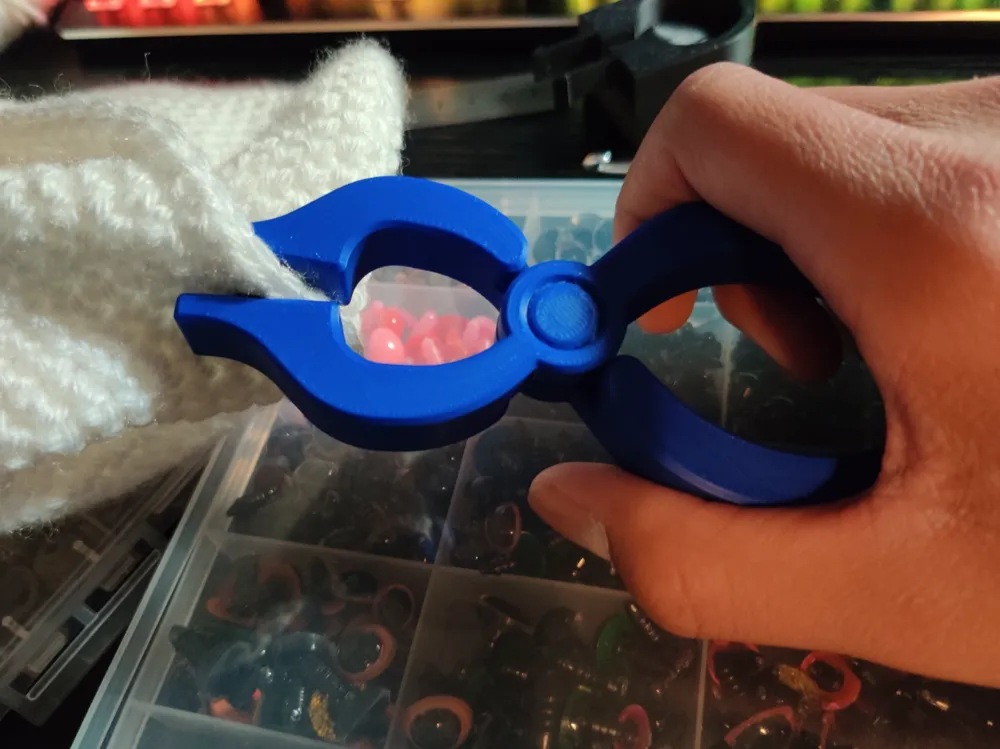 PRINT IN PLACE Crochet Safety Eye Pliers - Free 3D Print Model - MakerWorld