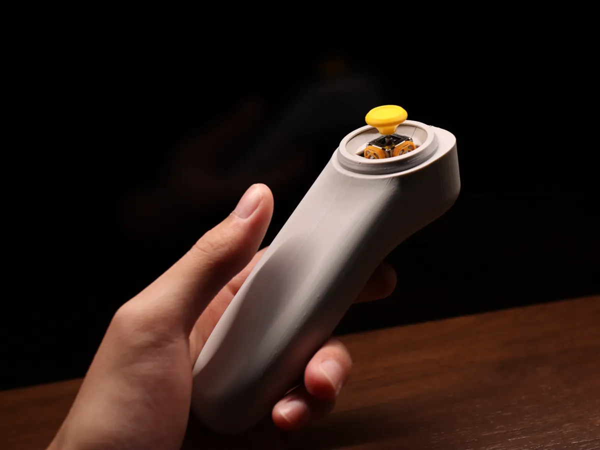 L-ONE Handle Remote Control No Screws or Glue Needed CyberBrick by Leng入瑶_CN MakerWorld ...