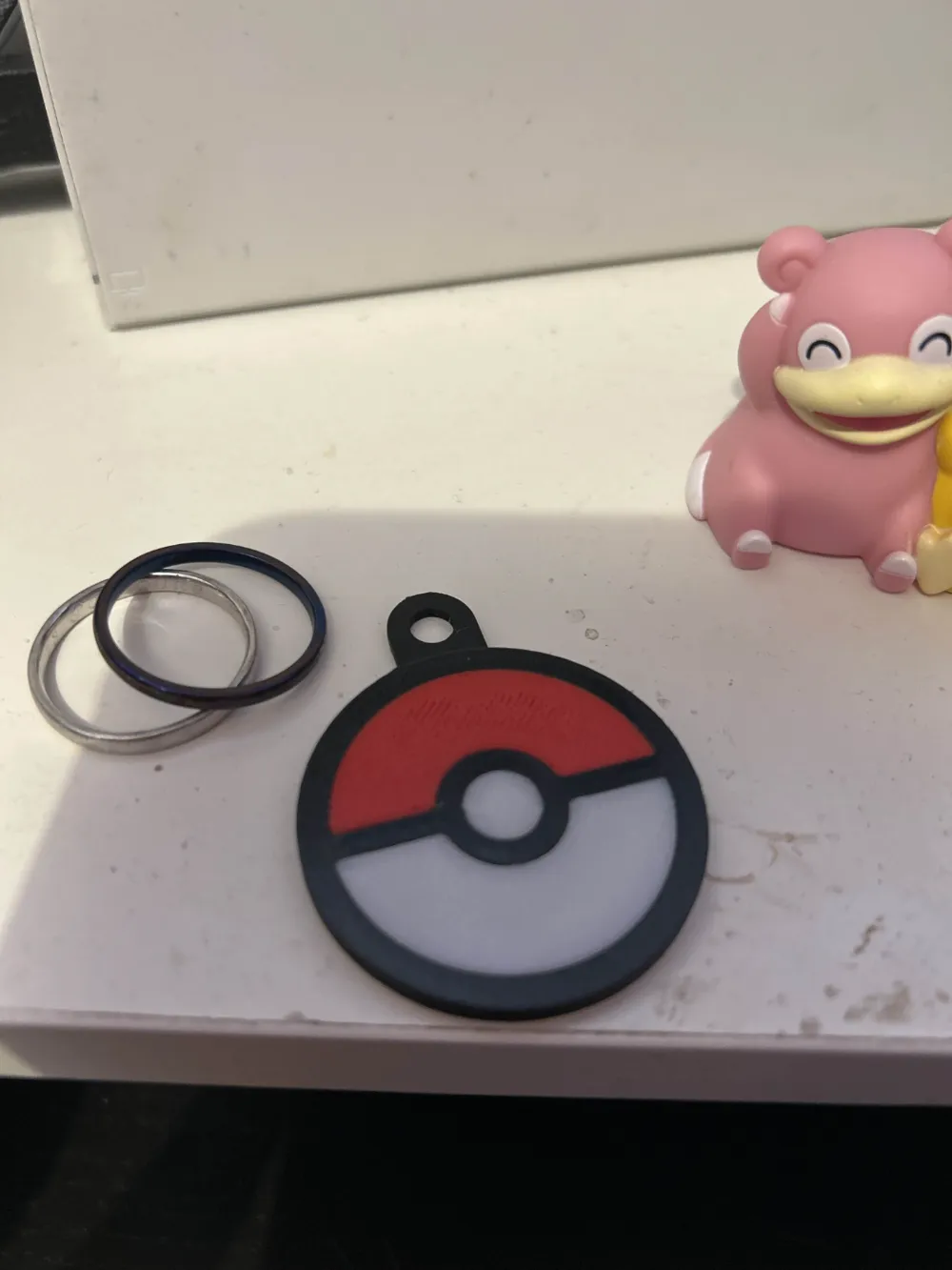 Pokeball Keychain by Kalbuta - MakerWorld