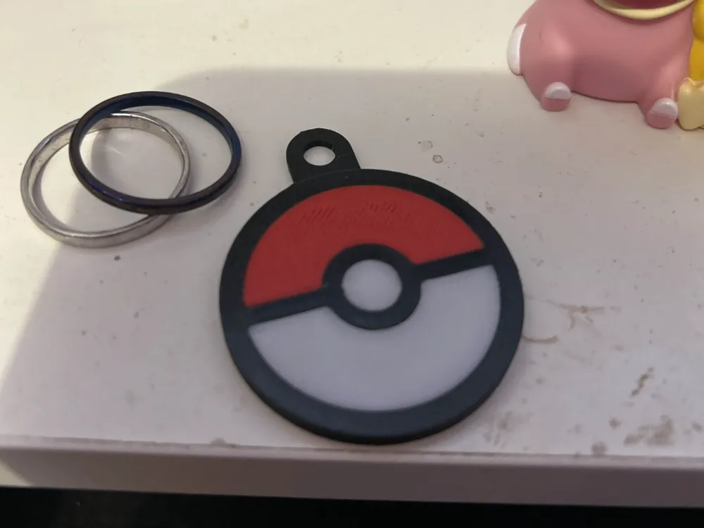 Pokeball Keychain by Kalbuta - MakerWorld