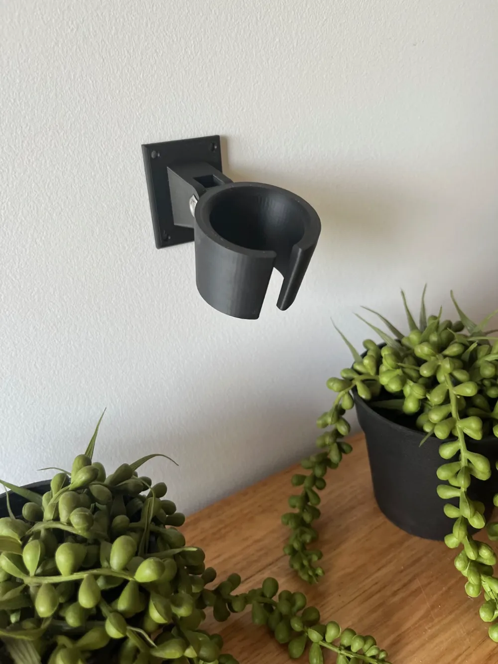 Microphone mount/holder - Free 3D Print Model - MakerWorld