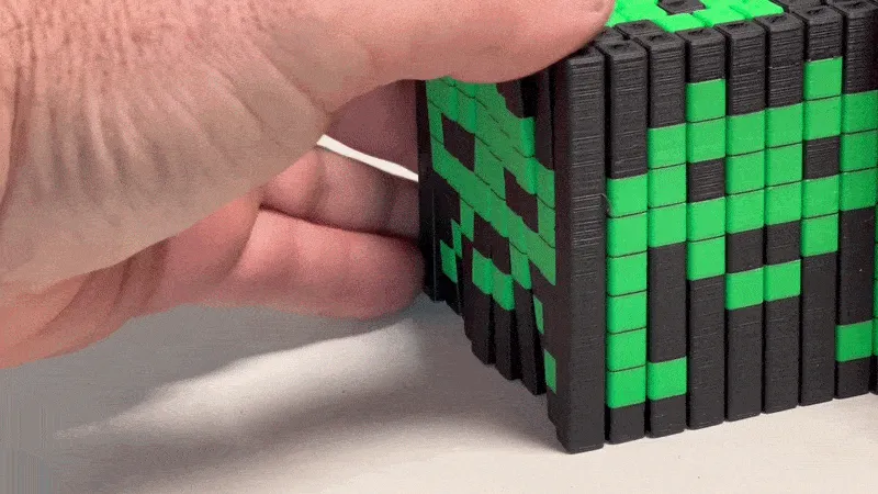 Flexigrid Invader Cube - Free 3D Print Model - MakerWorld