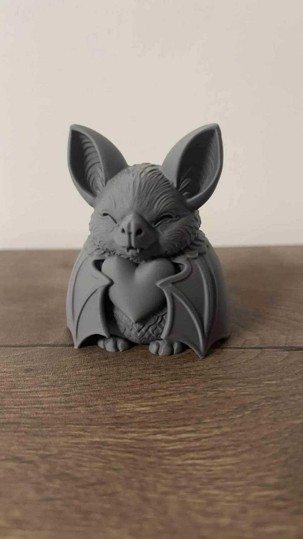 Gothic Love Bat - Free 3D Print Model - MakerWorld